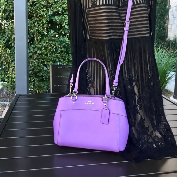 Coach | Bags | Coach Crossbody In Crossgrain Leather | Poshmark